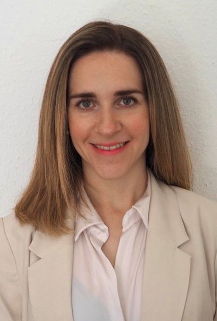 Auf neuen Wegen - RE/init e.V.